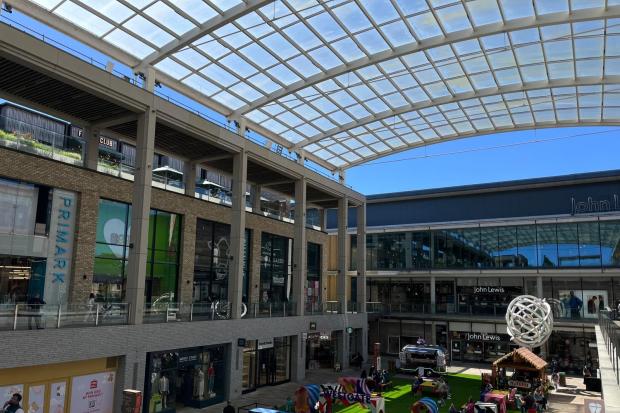 Huge UK brand collapses leaving Oxford Westgate store empty