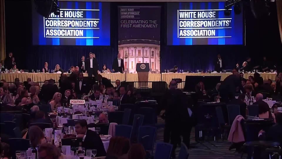 Disturbance at White House correspondents dinner