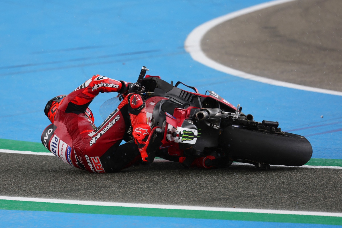 Why Marquez avoided a penalty for his pitlane entry in the Spanish ...
