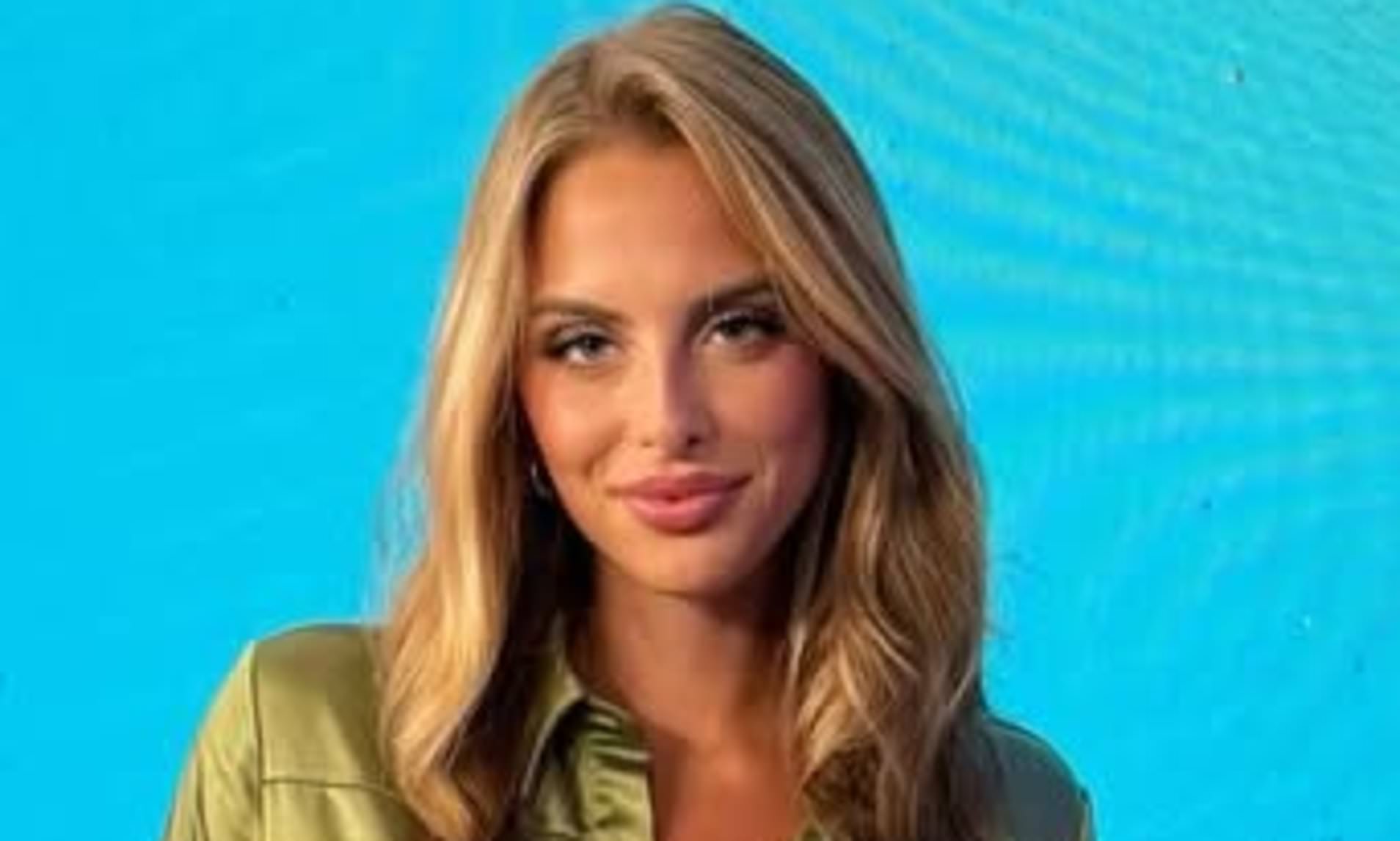 CBS reporter's NFL draft outfit wows fans