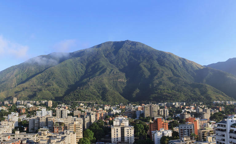 Venezuela launches new e-visa for Americans after US drops level 4 ...