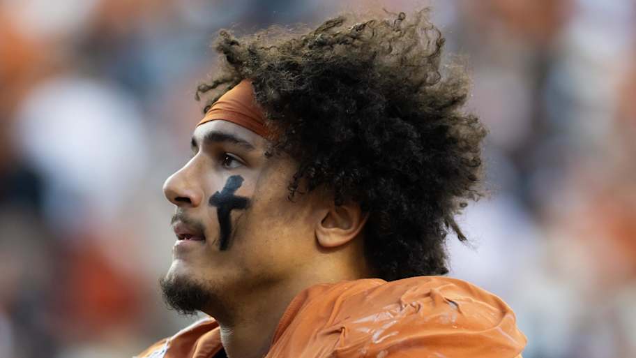 NFL insider draft report hints at Dolphins stealing a rival's target