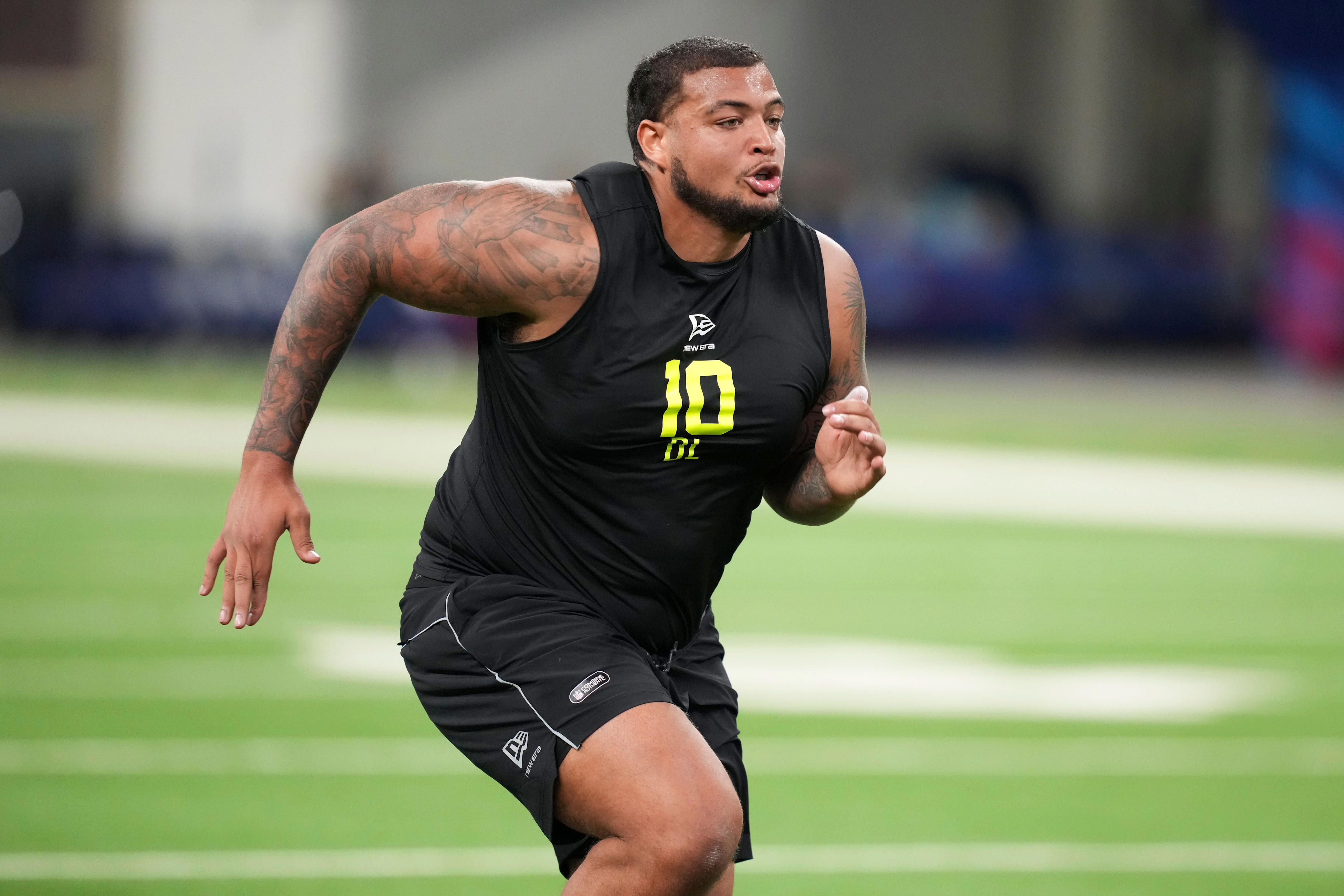 Seahawks select Minnesota DT Deven Eastern at pick No. 242