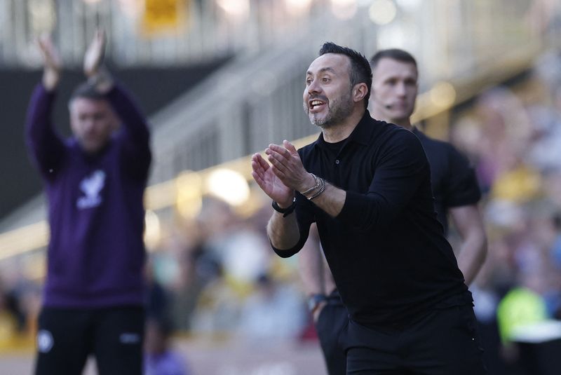 Soccer - Tottenham and West Ham both win, as heated battle to avoid ...