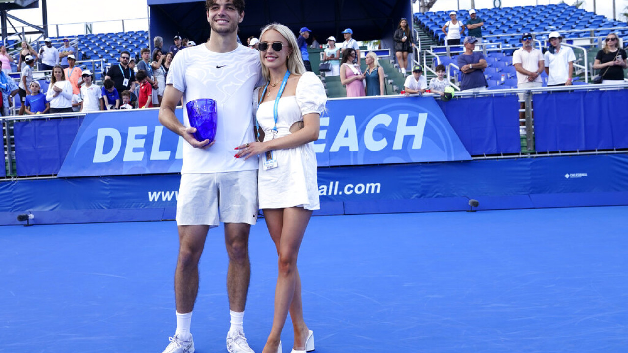 Ο αστέρας του τένις Taylor Fritz και η influencer Morgan Riddle χώρισαν ...