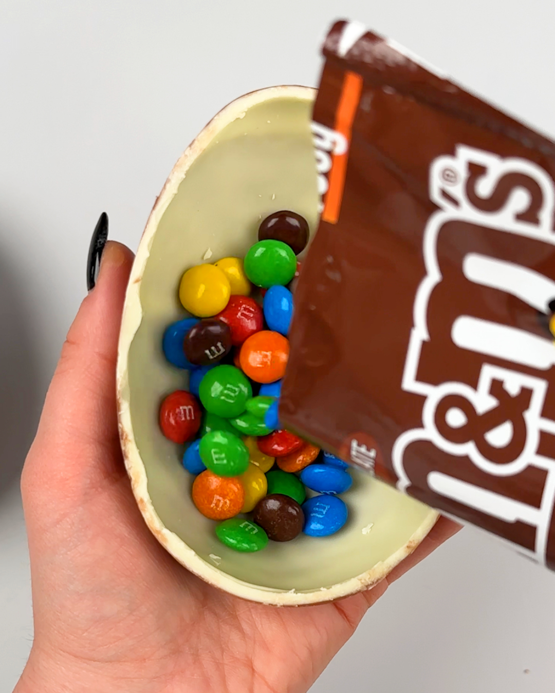 Niet je gemiddelde chocolade eiverrassing 🐣🍫