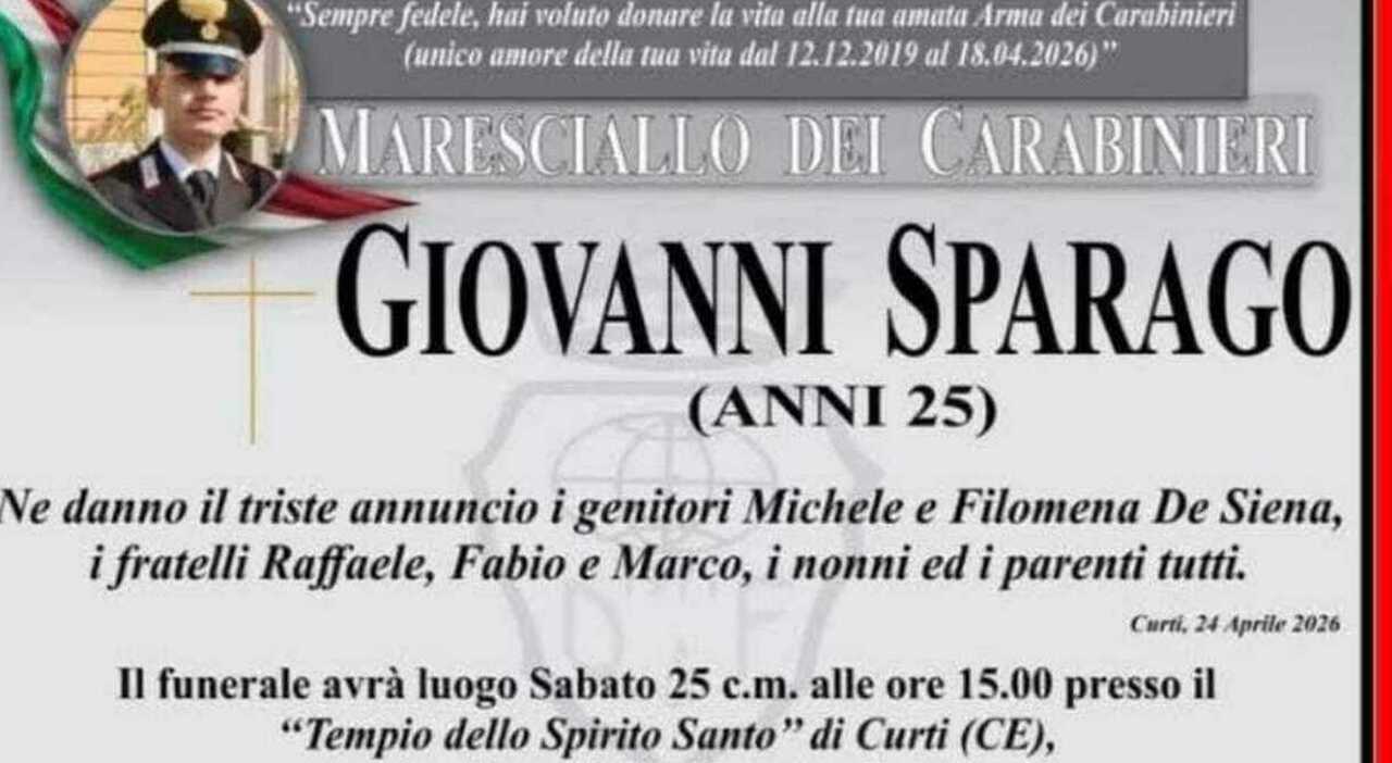L'ultimo saluto al carabiniere Giovanni Sparago, dolore ai funerali nel ...