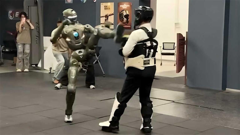 Melody humanoid robot hits 39 degrees of freedom for lifelike motion