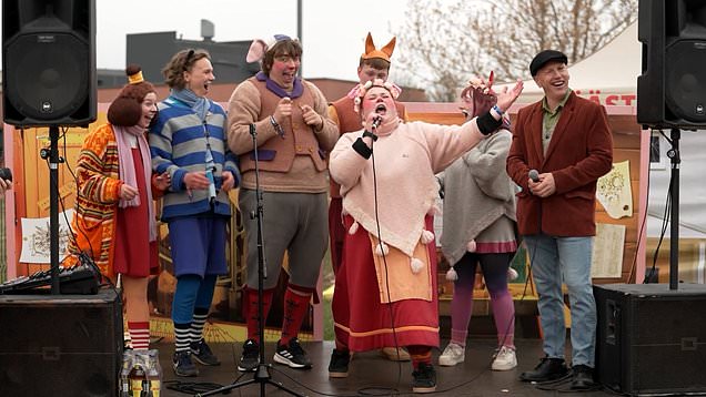 Locals squeal to victory in Estonian pig noise contest