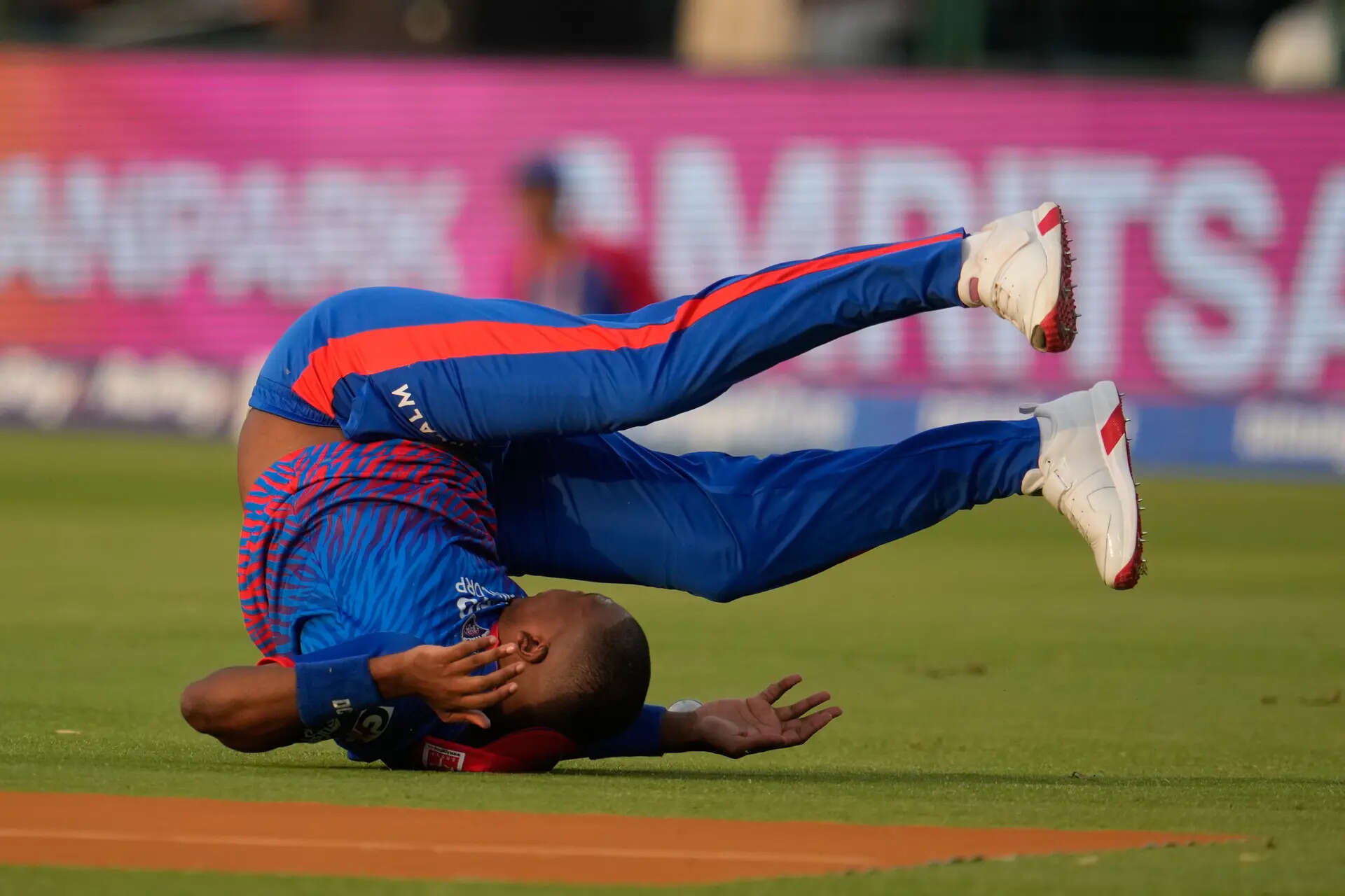 Lungi Ngidi health update: What happened to the South African pacer ...