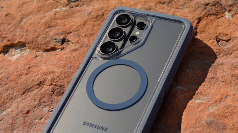 These Galaxy S26 cases fix that annoying camera bump