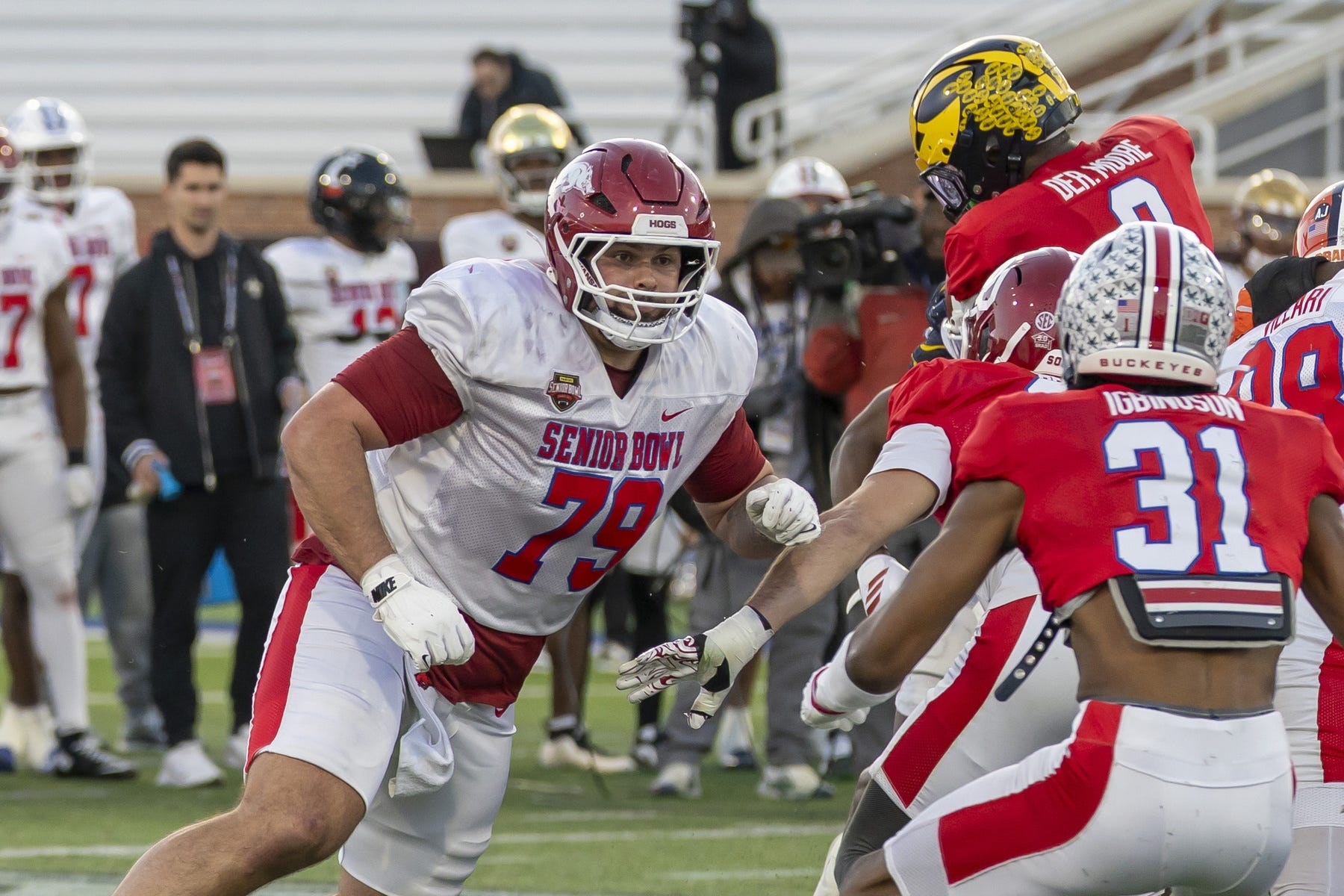 Titans pick Arkansas OL Fernando Carmona Jr. in 2026 NFL Draft ...