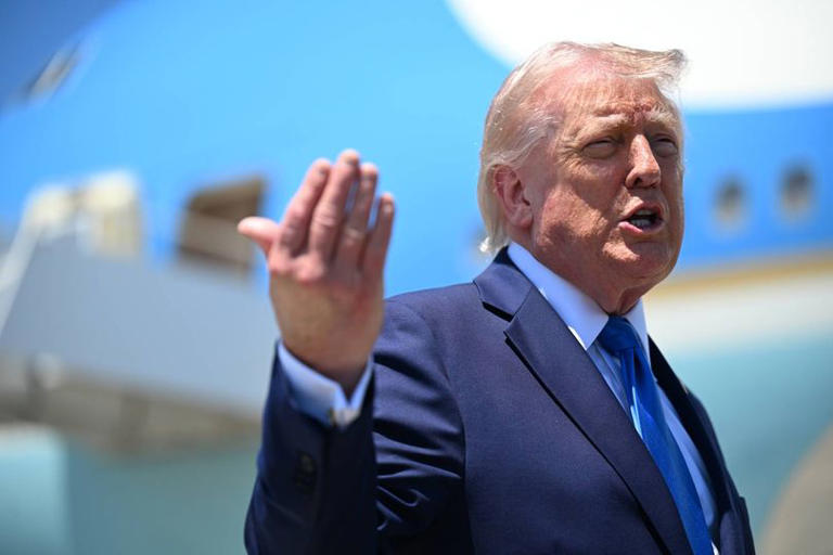 Trump's dark bruising spreads as he struggles to cover up latest health ...