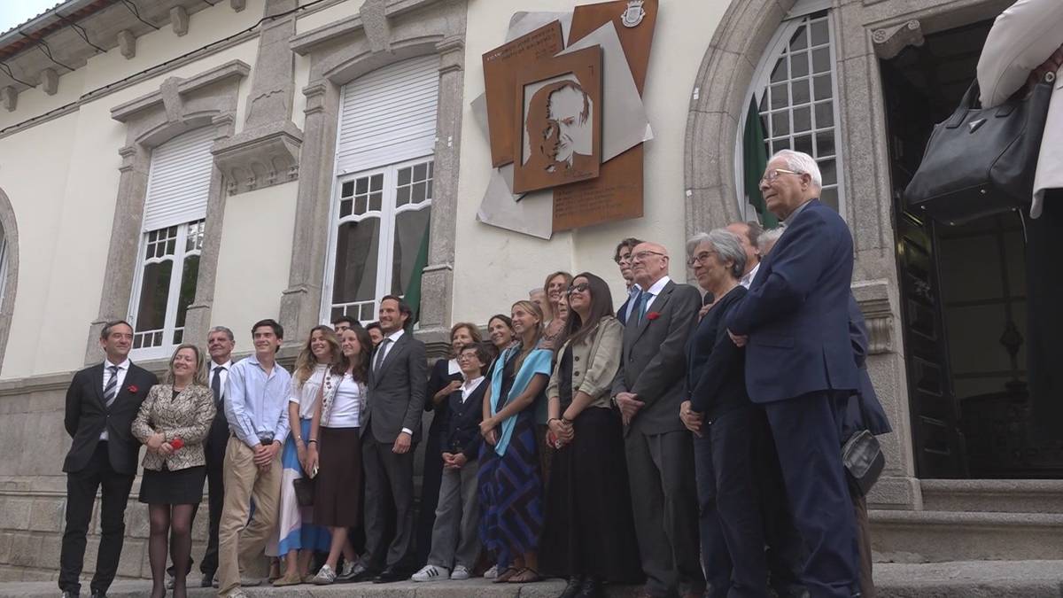 Guarda dedica avenida e memorial a Francisco Pinto Balsemão para ...