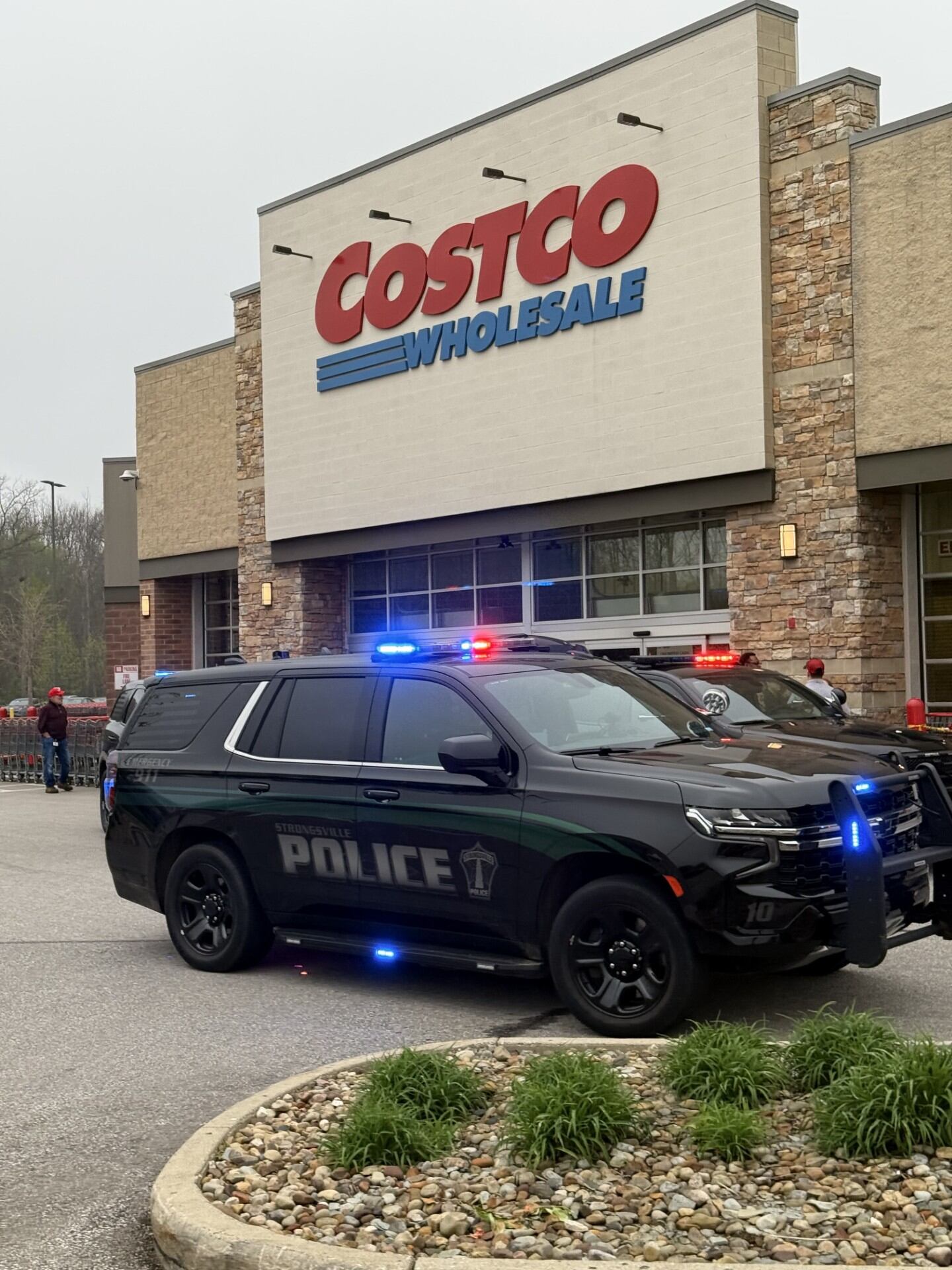 Man dies after shooting at Strongsville Costco