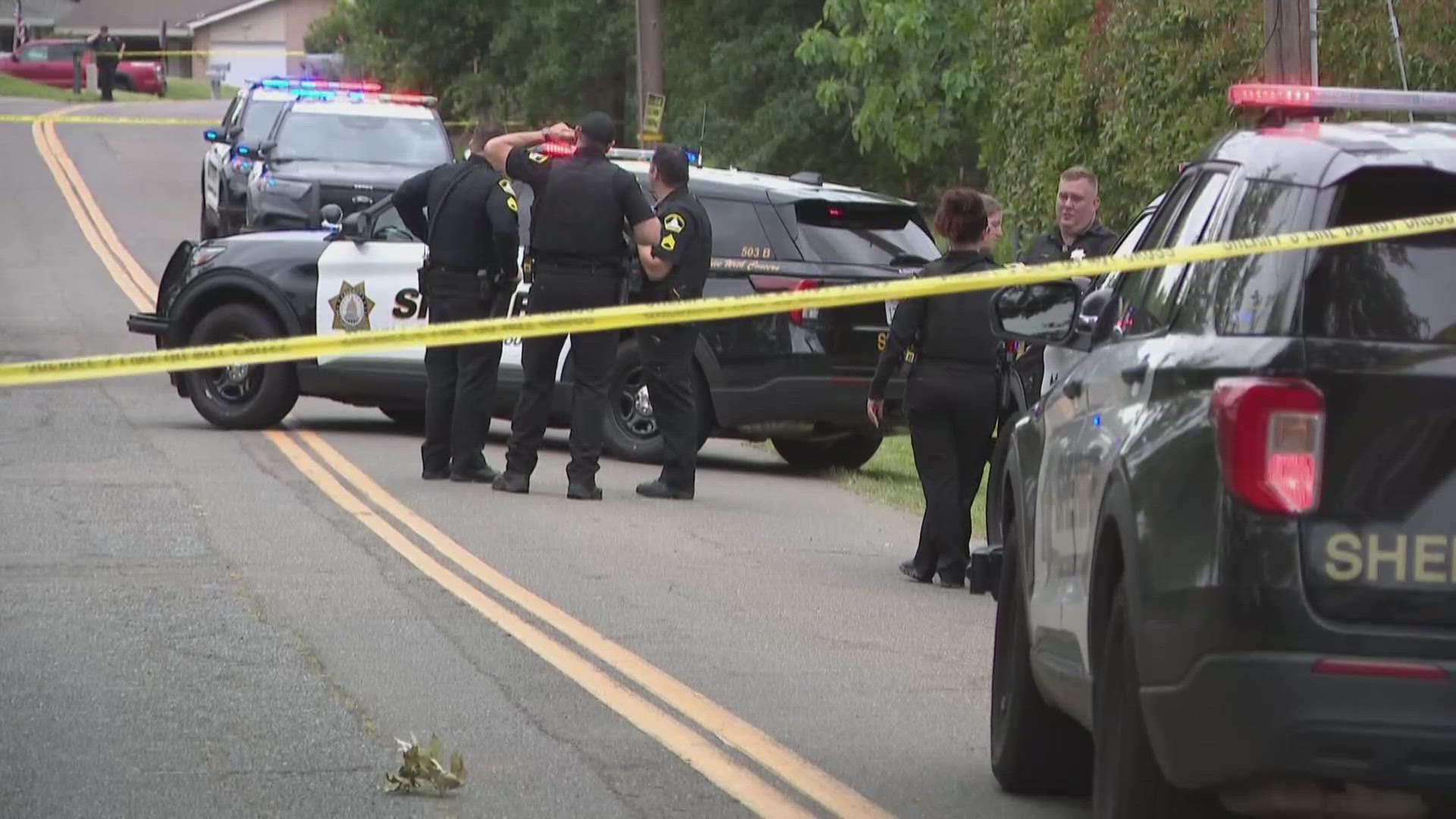 Man in critical condition after shooting at Fair Oaks home, neighbors ...