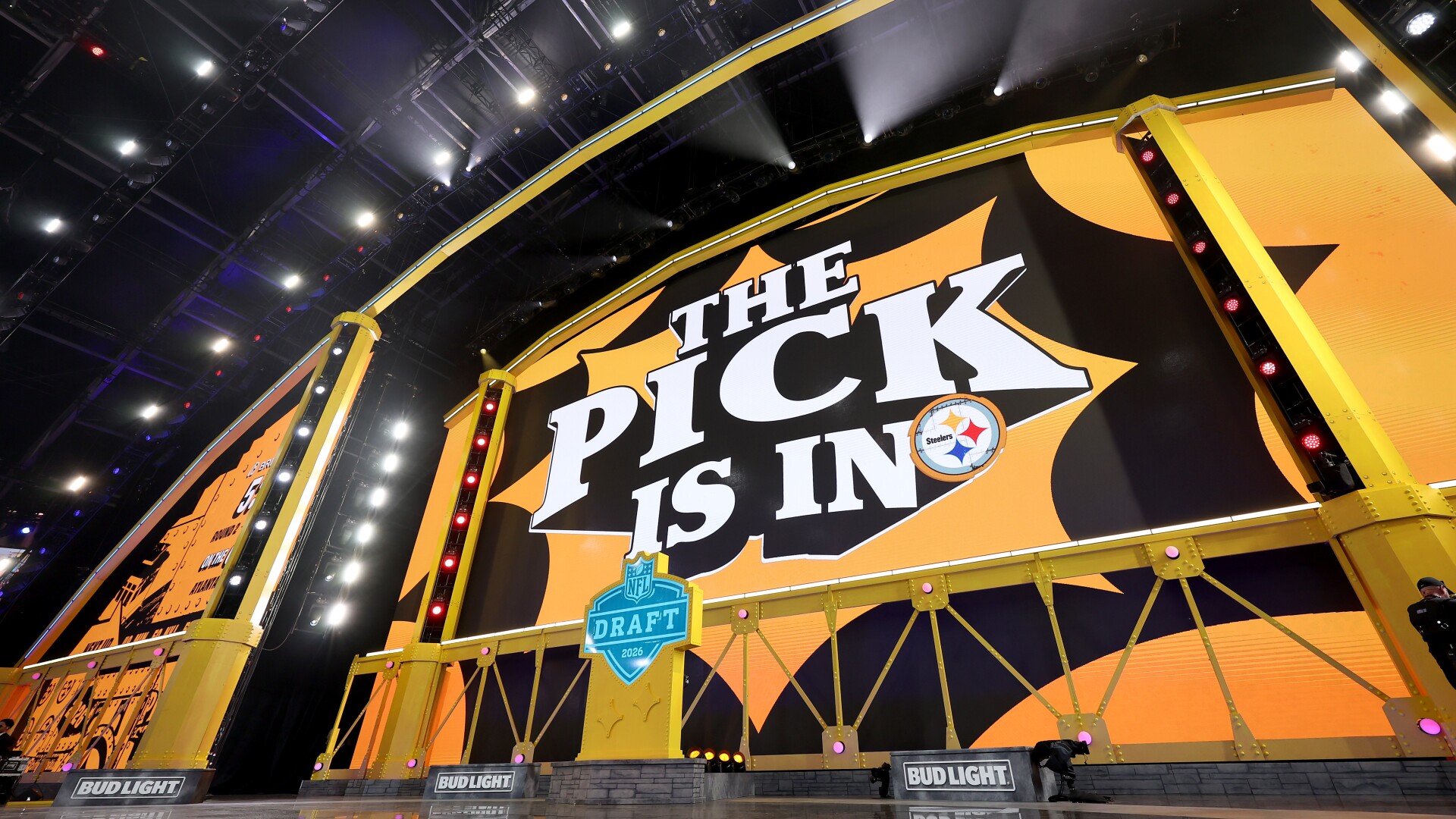 Plenty of undrafted players got bigger guarantees than some drafted ...