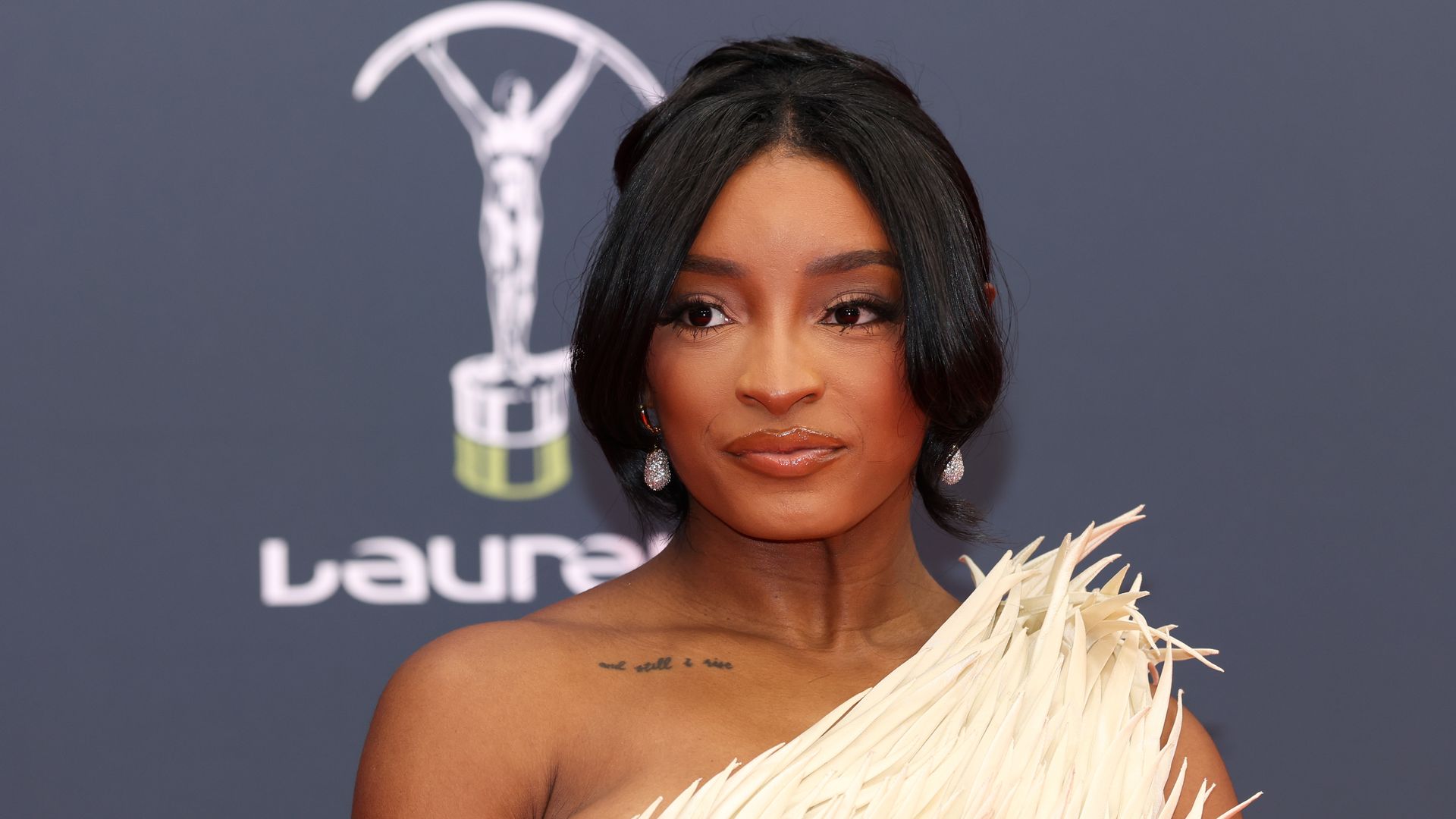 Simone Biles avoided a red carpet fashion disaster with this clever trick