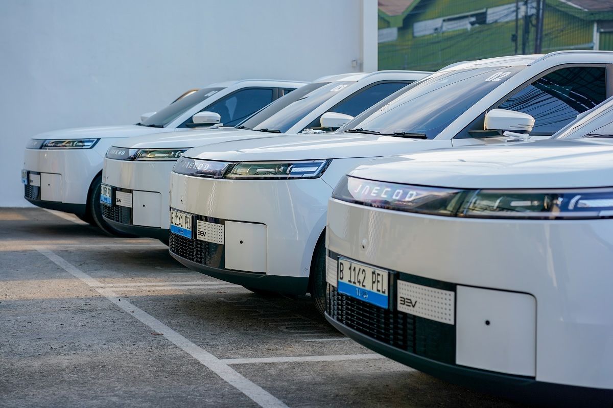 JAECOO J5 model mobil listrik paling laris periode Januari-Mei 2026