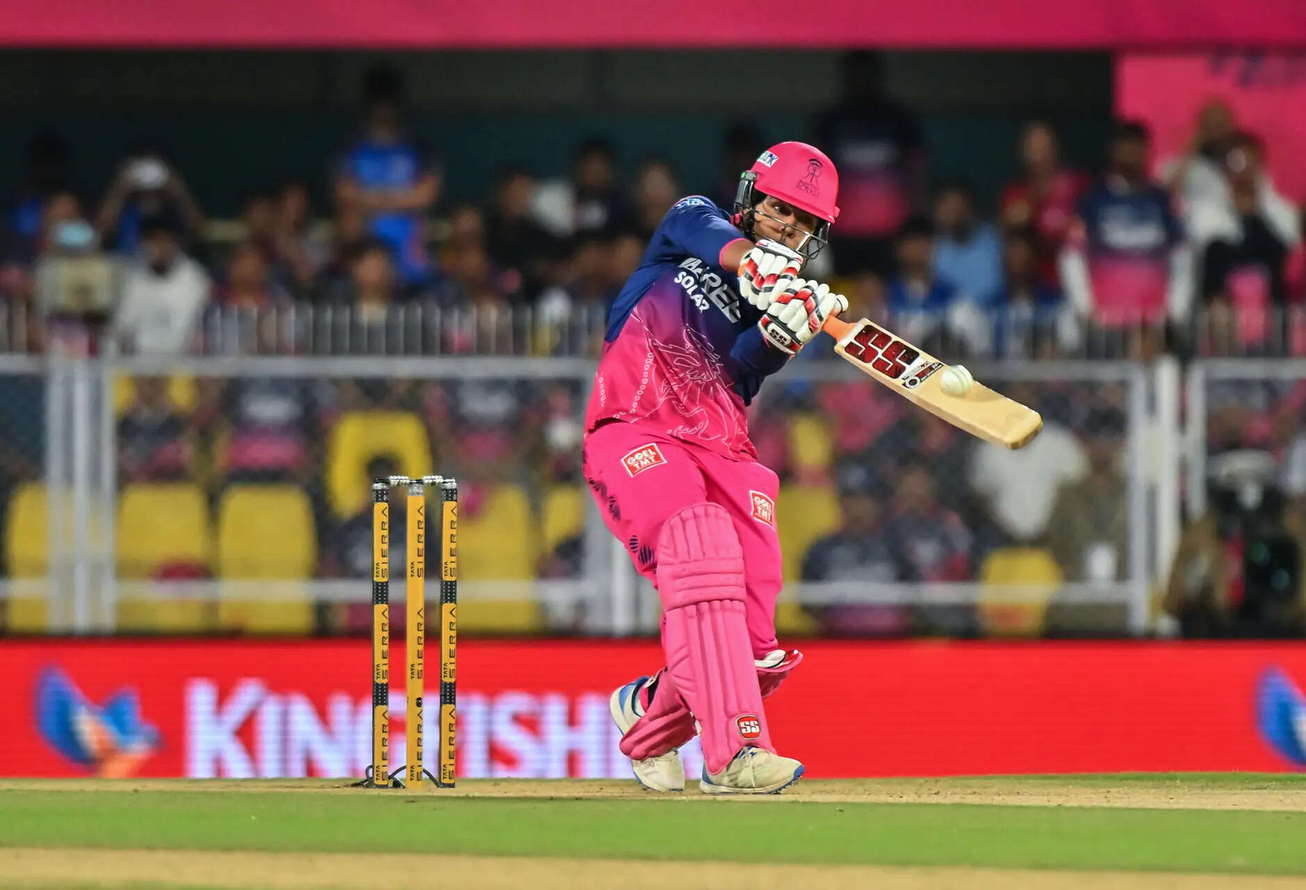 'Plays like gully cricket': Mohammed Kaif in awe of Vaibhav ...