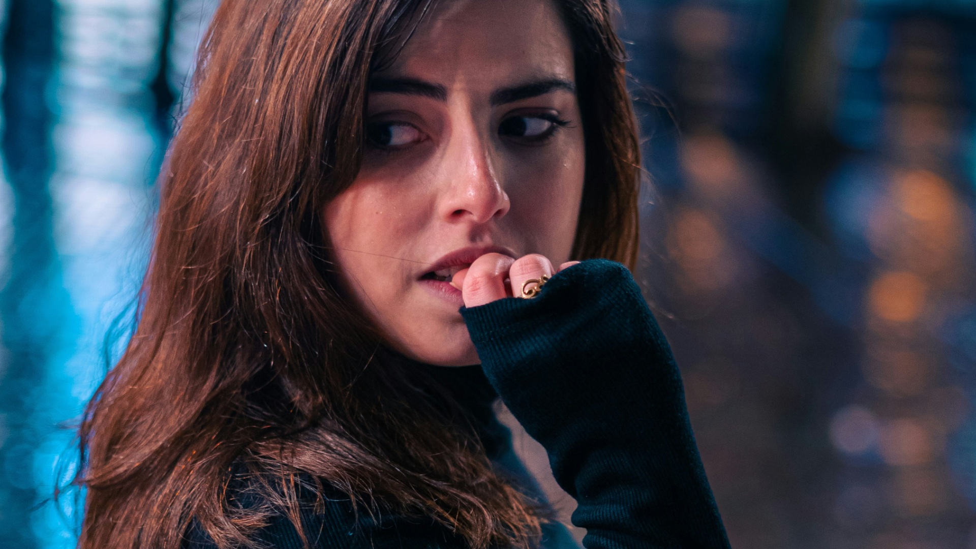 Seeing danger everywhere: Why our brain sometimes adopts this reflex