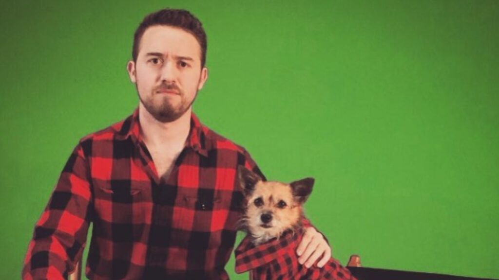 ‘Gravity Falls’ creator Alex Hirsch announces a musical with puppets in ...