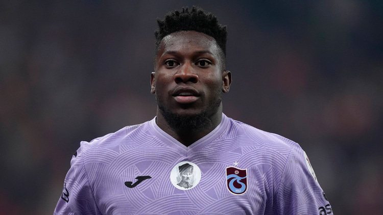 Transfer rumours: Man Utd 'will make' Rafael Leao summer move after new ...