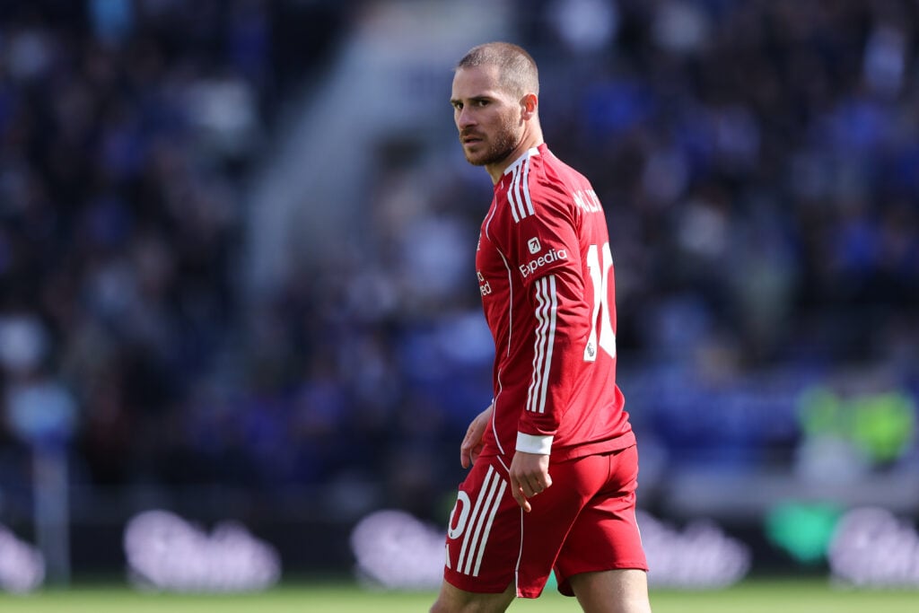 'Understanding the game': Xavi says he sees himself in Liverpool ...