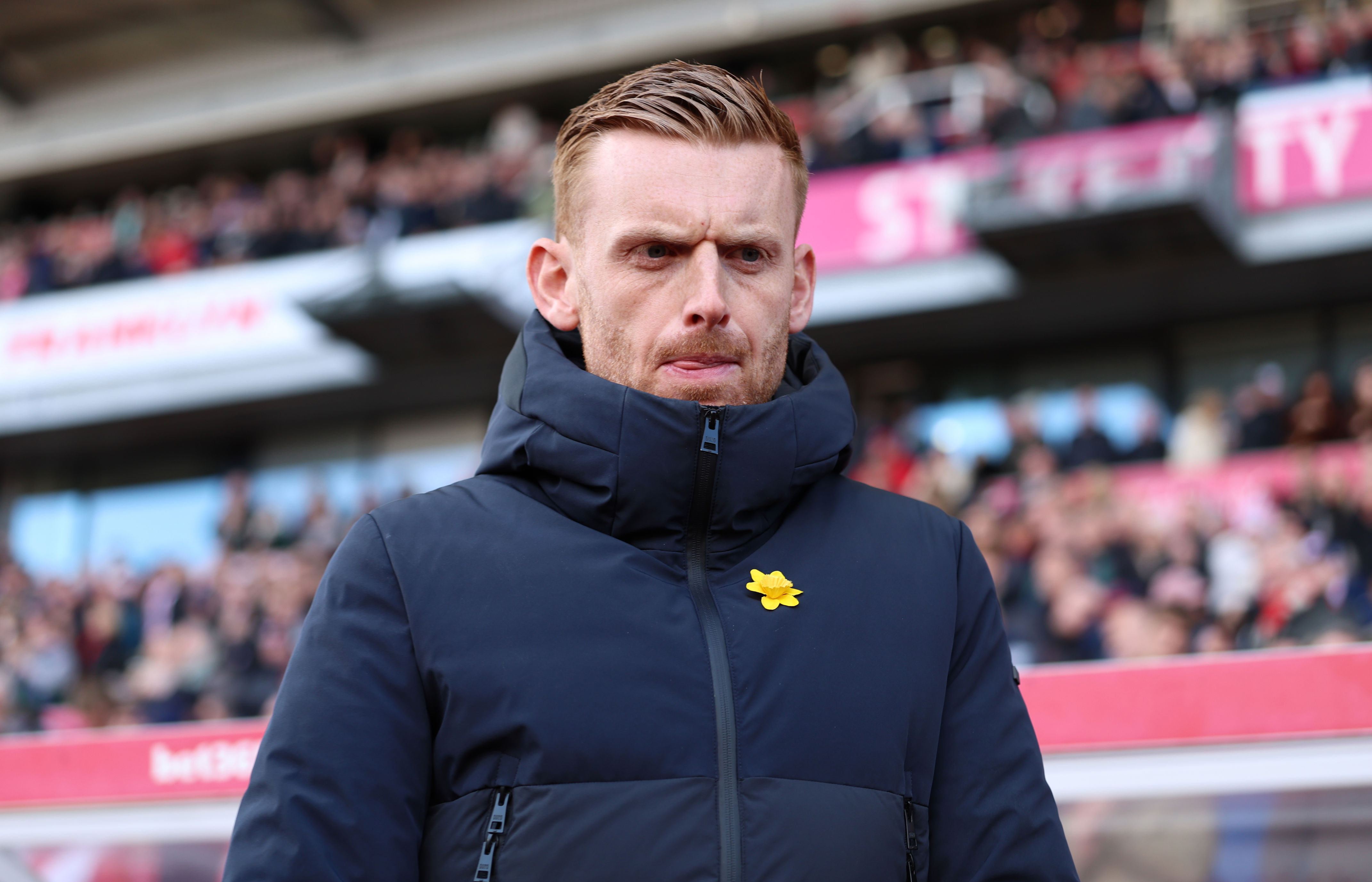 Portsmouth rivals set to make shock managerial decision as Wrexham ...