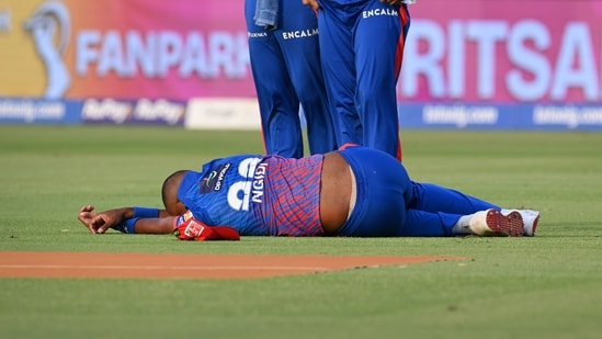 Lungi Ngidi breaks silence after suffering horrific neck injury during ...
