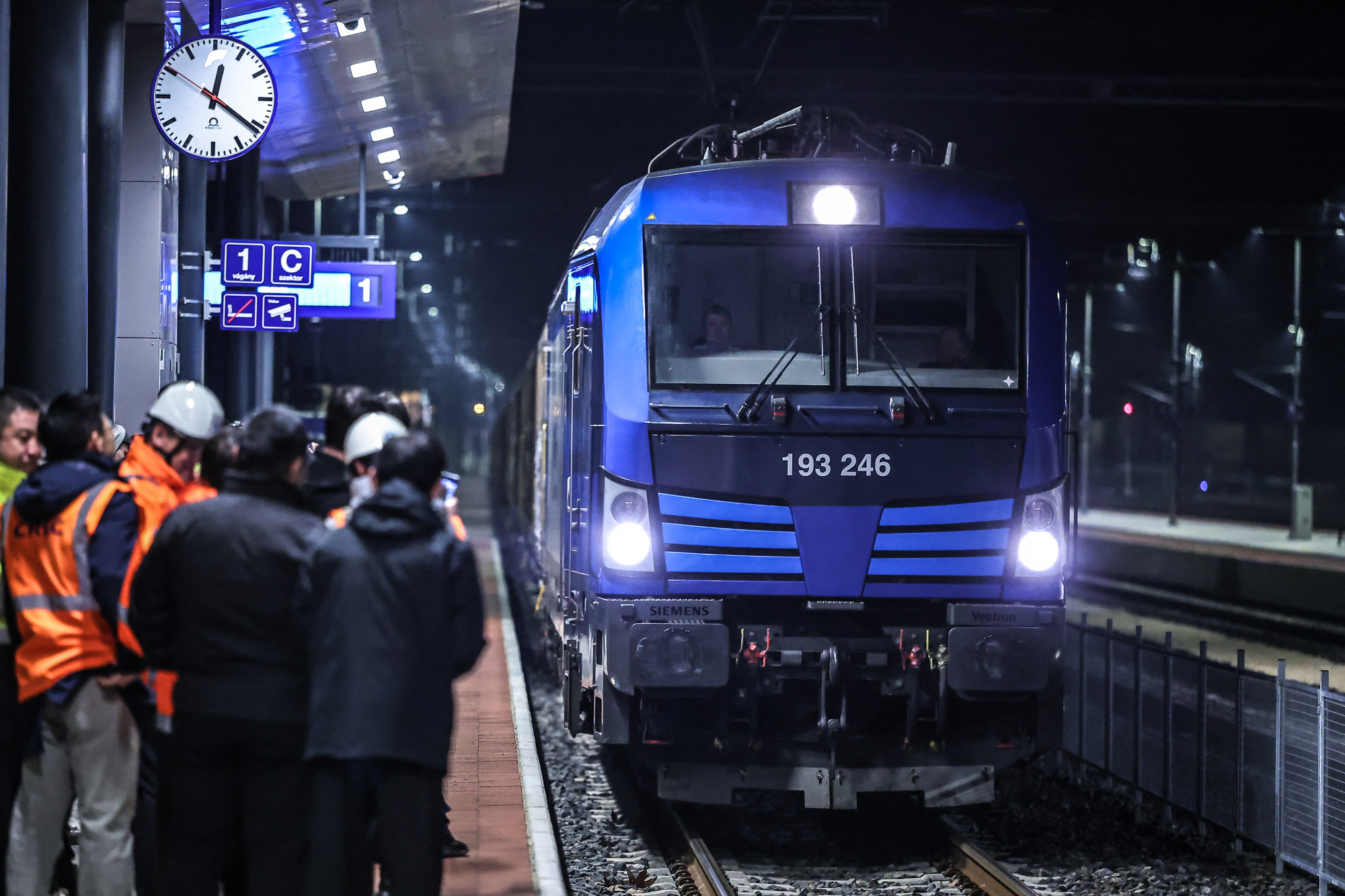 Szerb közlekedési miniszter a Budapest-Belgrád vonalról: Az ...