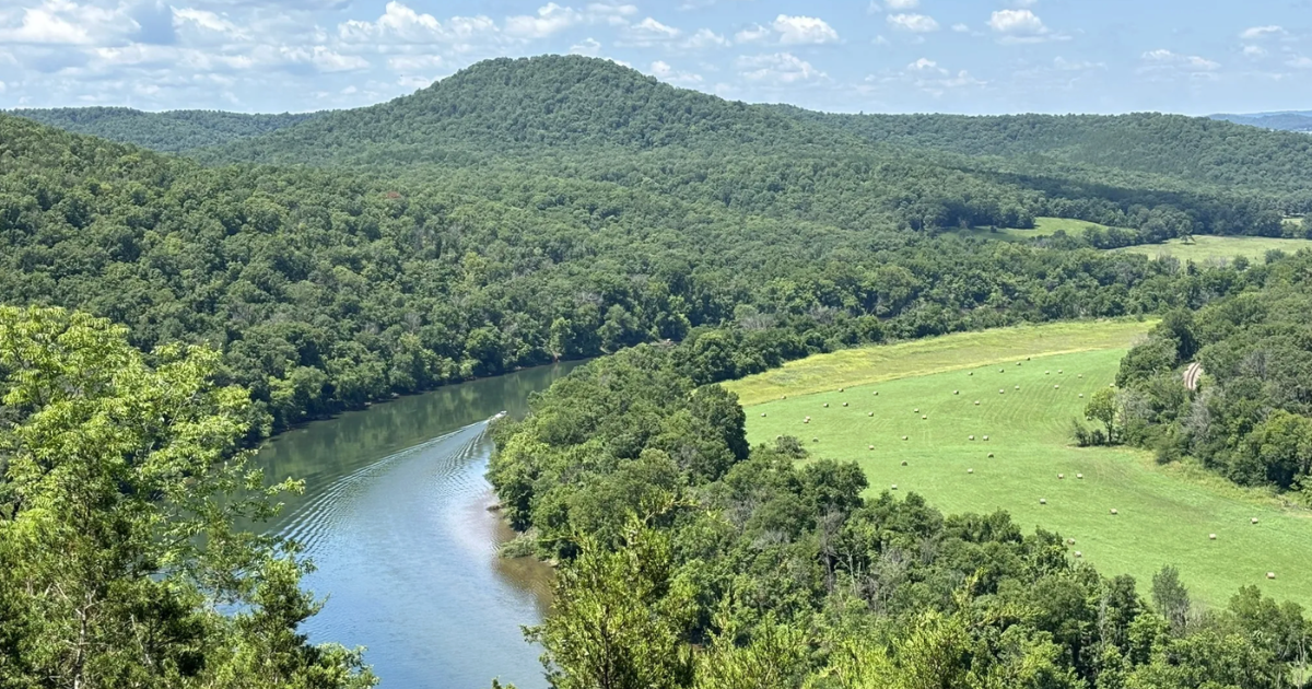 These Arkansas hikes offer some of the best views in the South