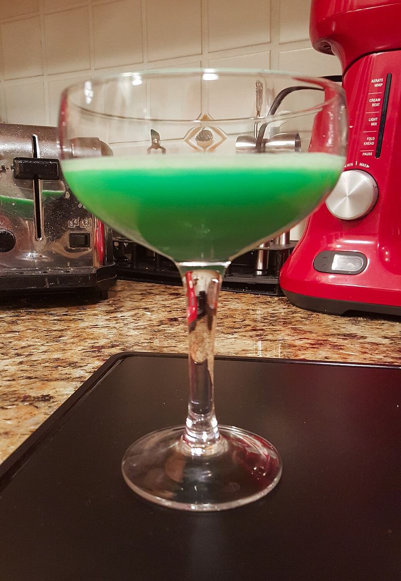 10 cocktails that are slowly disappearing from bar and restaurant menus