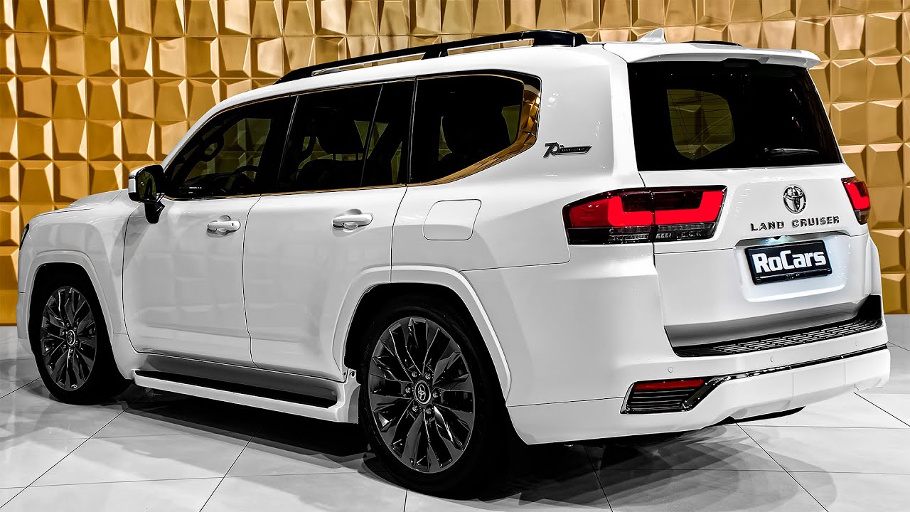 A closer look at the Land Cruiser 300 Anniversary Edition