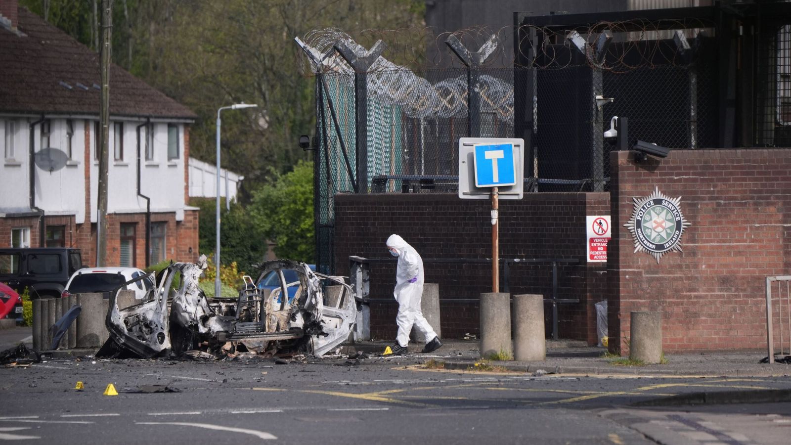 Police condemn 'reckless and stupid' car bombing