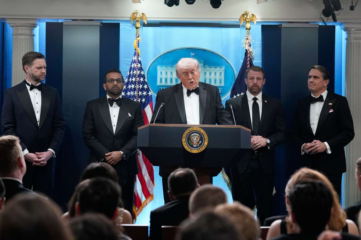 Donald Trump won’t wear bulletproof vest to avoid looking '20 pounds ...