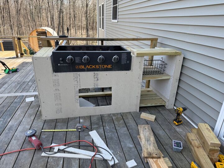 DIY outdoor kitchen