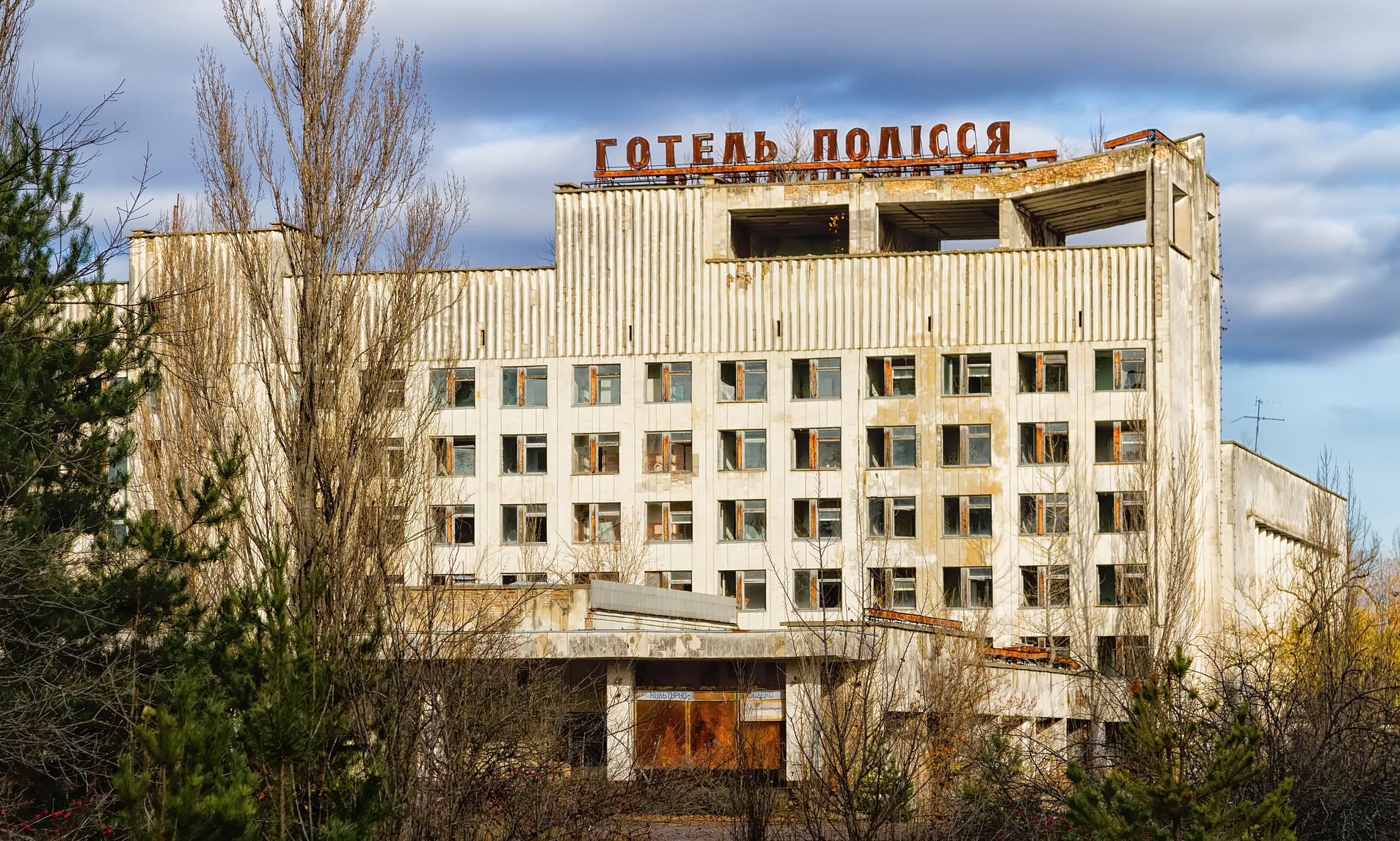 Inside the world's creepiest abandoned hotels - including Asia's most ...