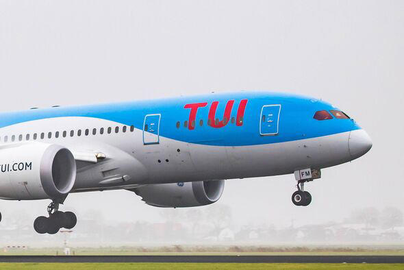 TUI makes Sunday announcement for people with holidays booked amid jet ...