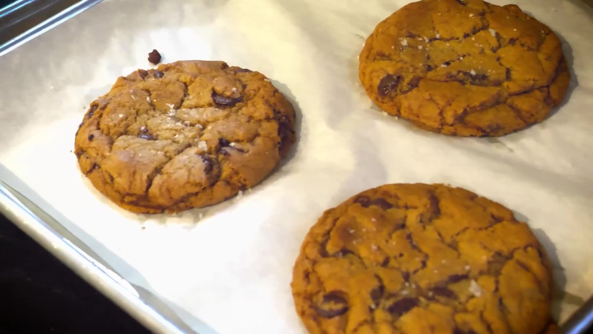 Can you make money selling cookies through the internet?