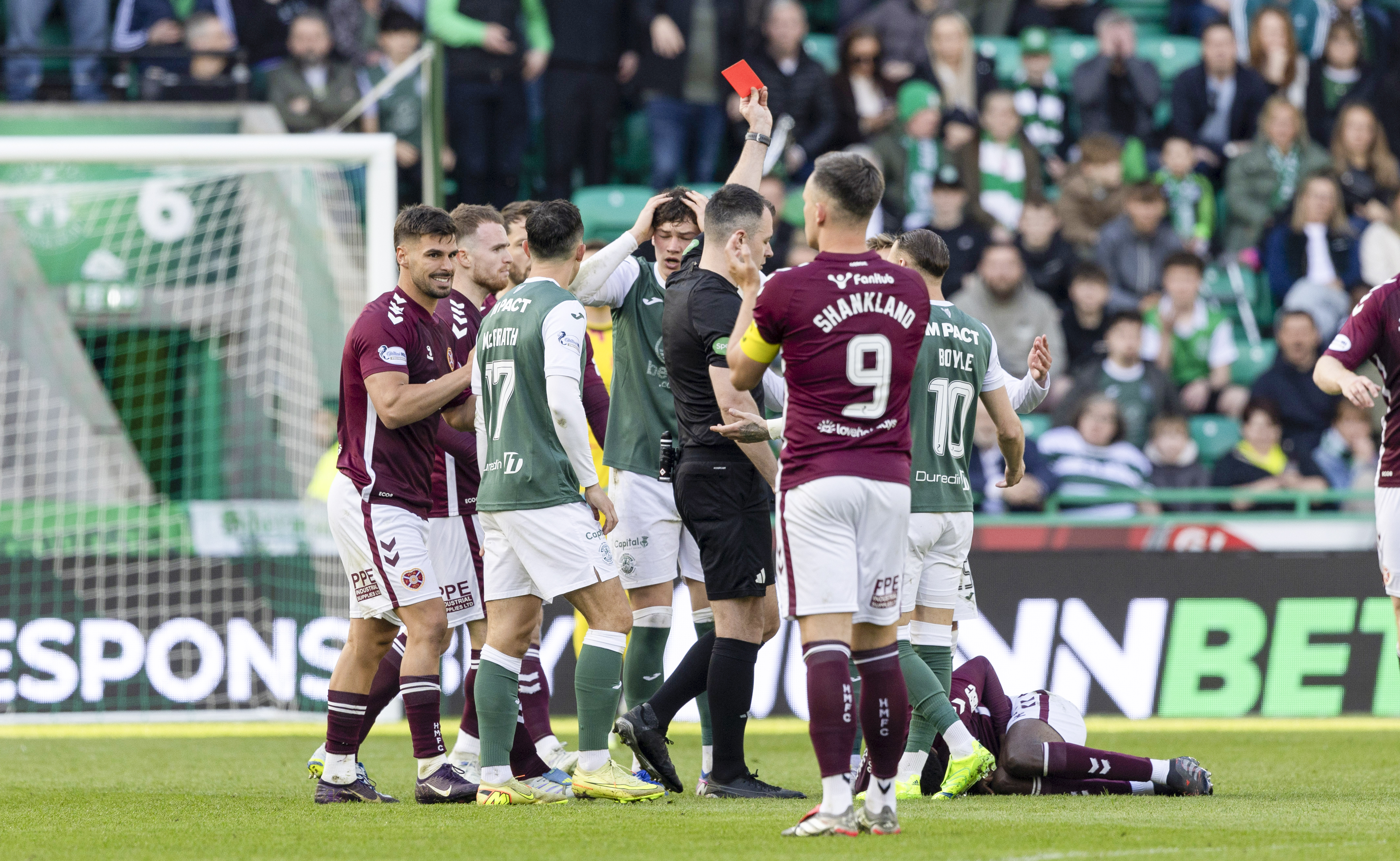 Hibs 1-2 Hearts: Three points clear, title dream, drama and controversy ...
