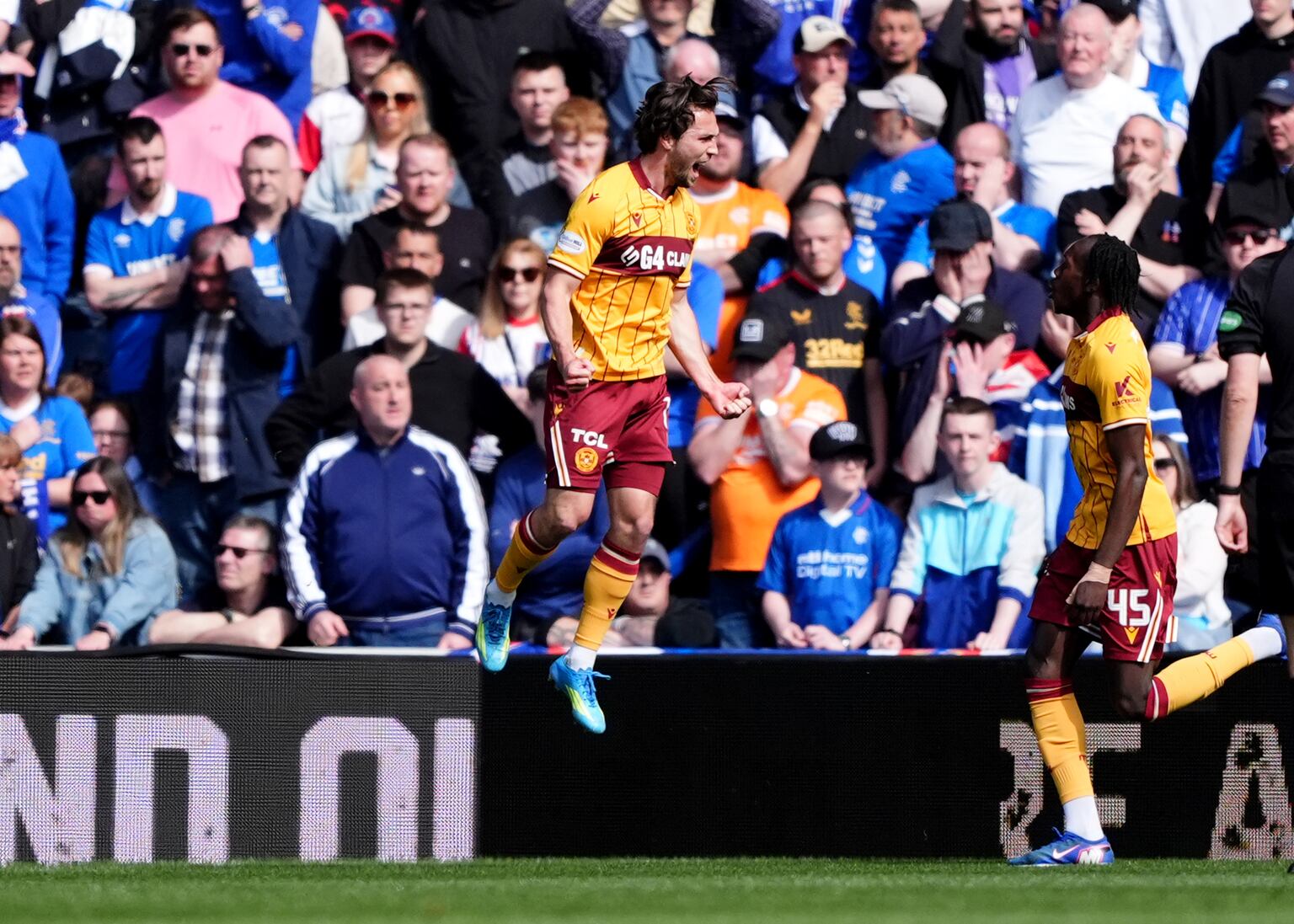 Motherwell deal Rangers title setback with thrilling win at Ibrox