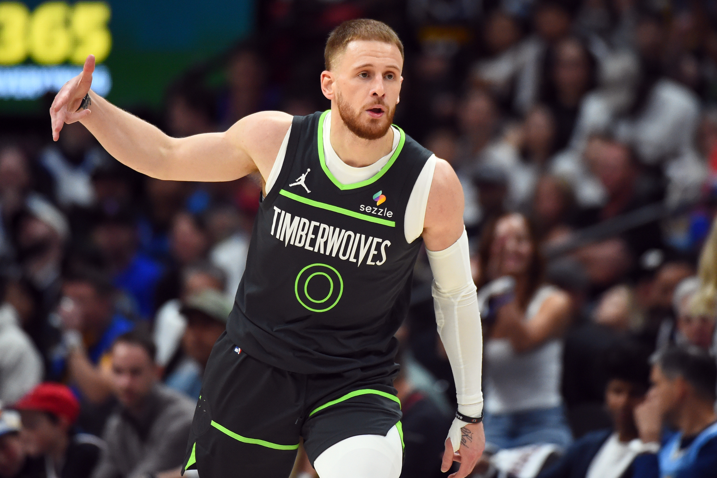 Donte DiVincenzo undergoing surgery for ruptured Achilles