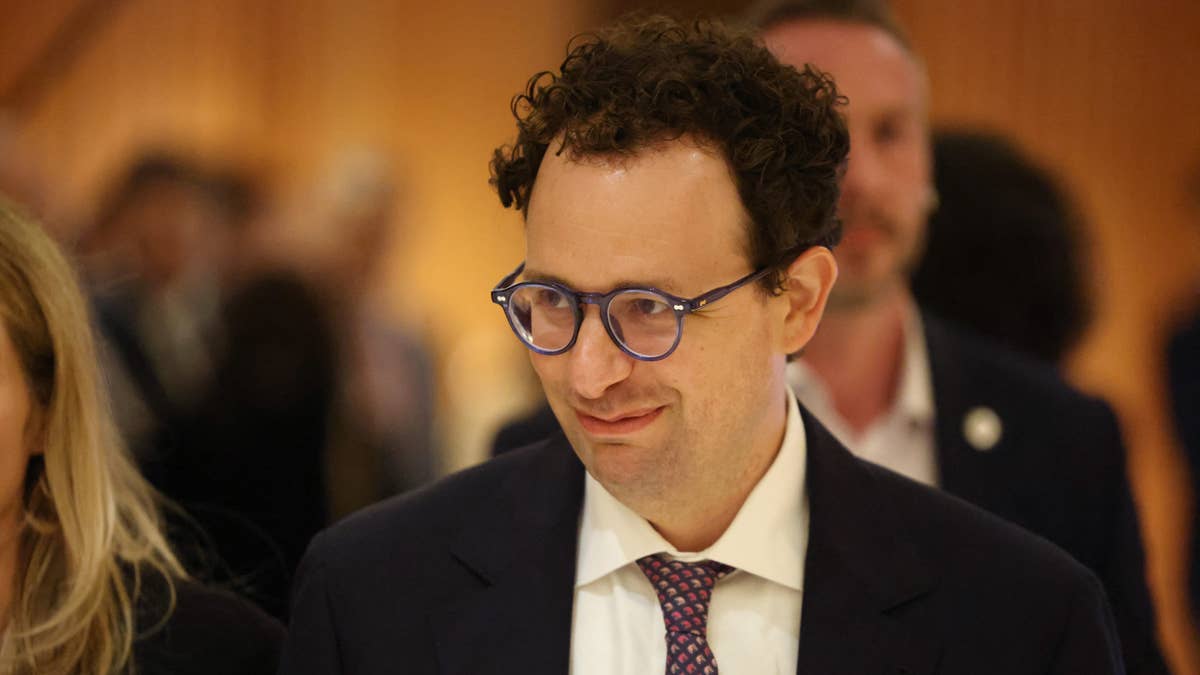 Alphabet to invest $40 billion in thriving AI company