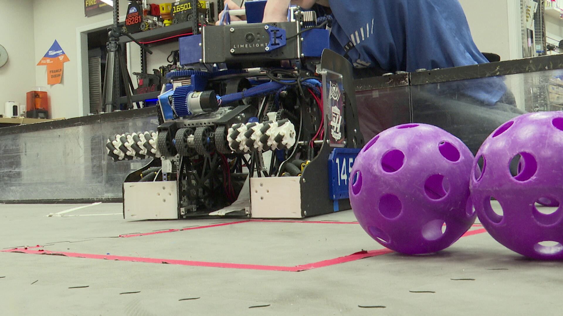 Osceola First Robotics Team XLR8 goes to the world championship