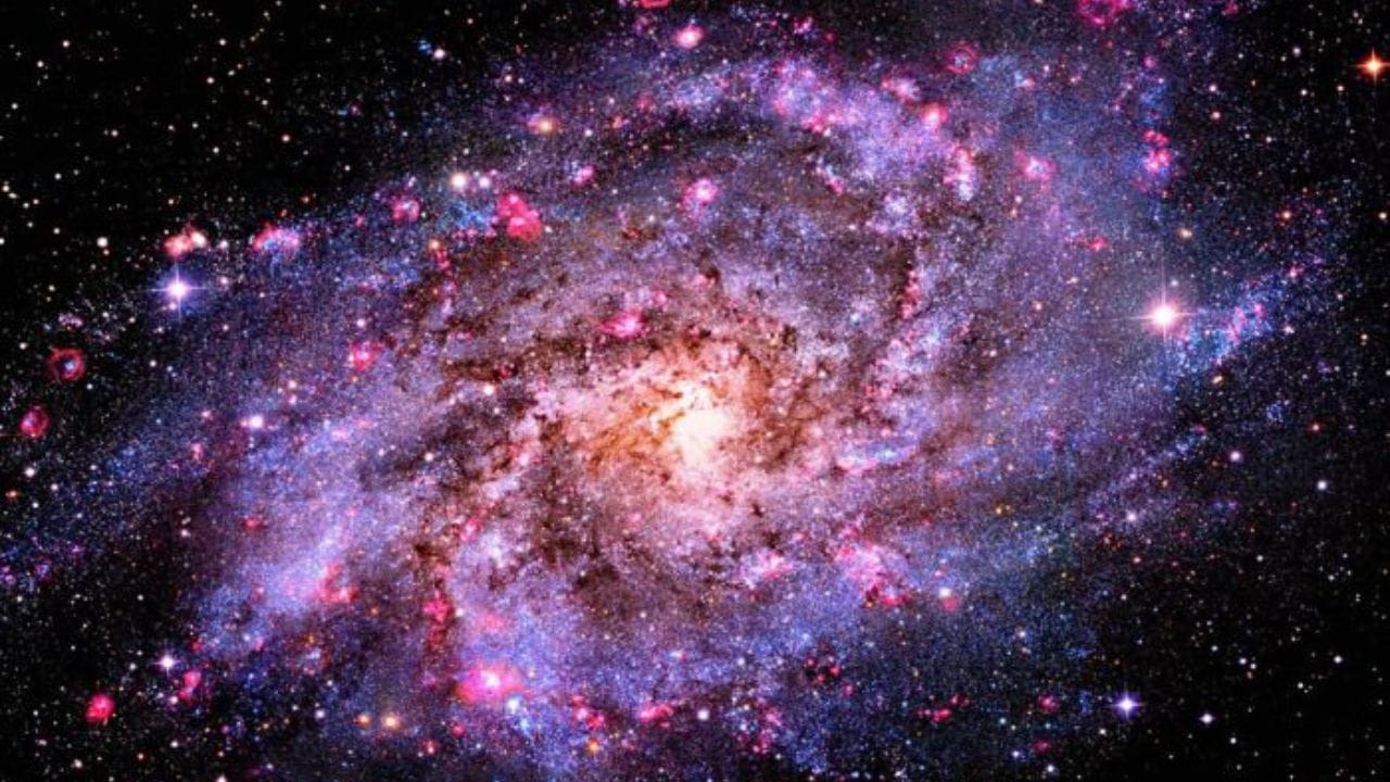 5 signs the universe is trying to tell you something
