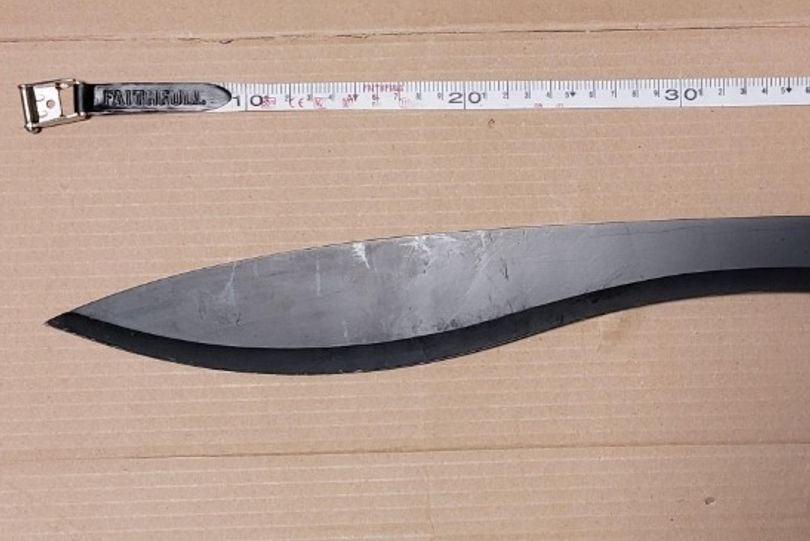 Police praise public who bravely helped detain man armed with machete