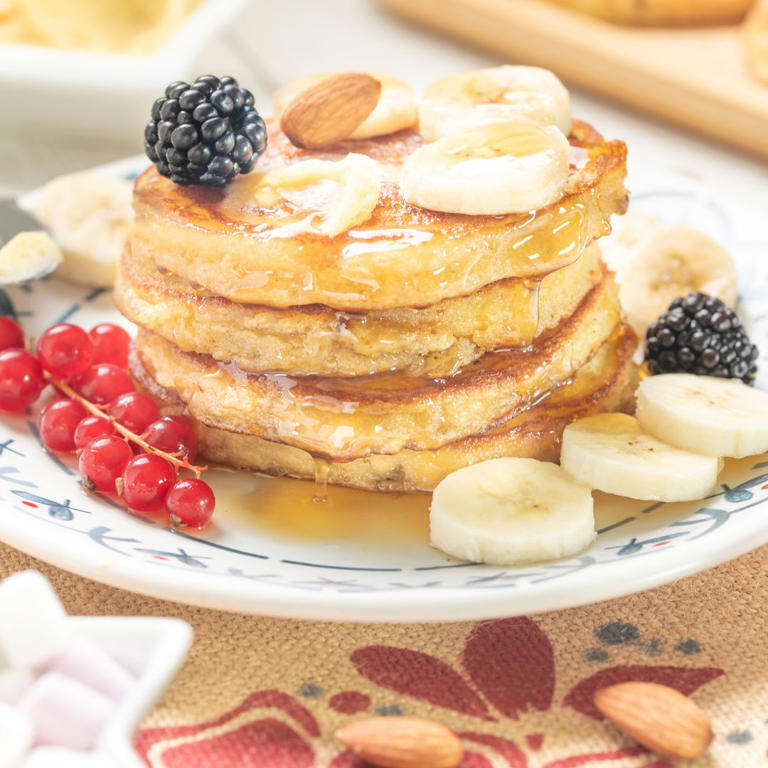 Queen Elizabeth II’s Pancake Recipe: The one treat that broke her ...