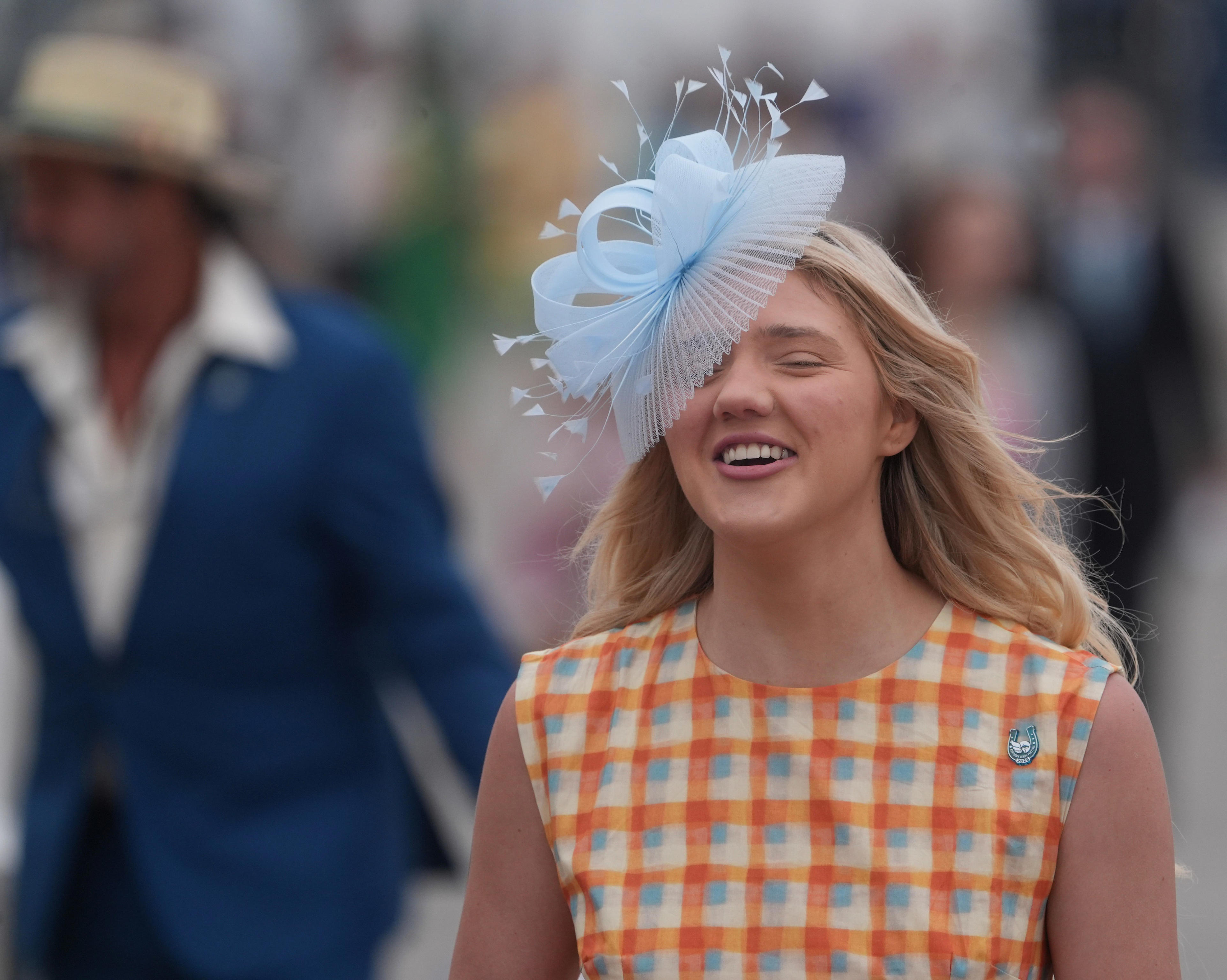 Fans flock to first KY Derby Week Sunday Funday races in over a decade