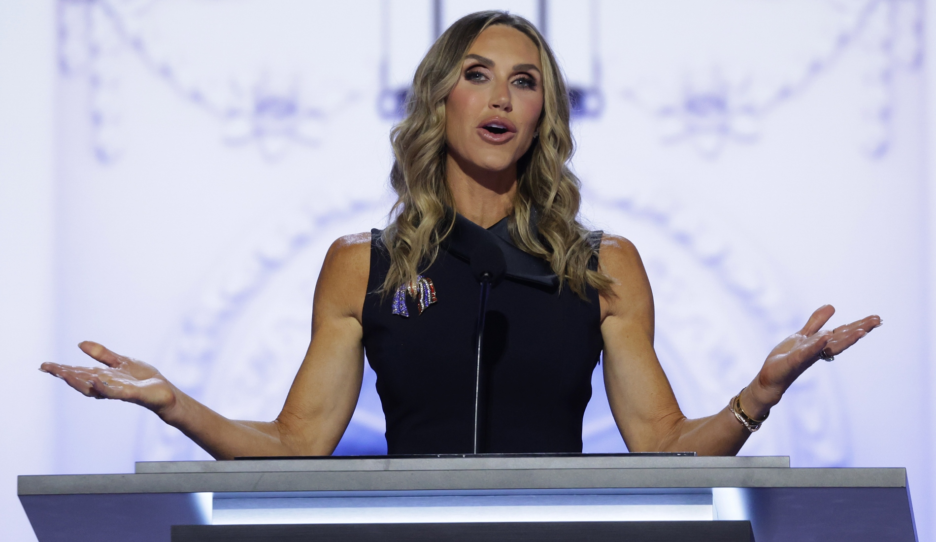 Lara Trump trolled for her comments about Trump losing money by being ...